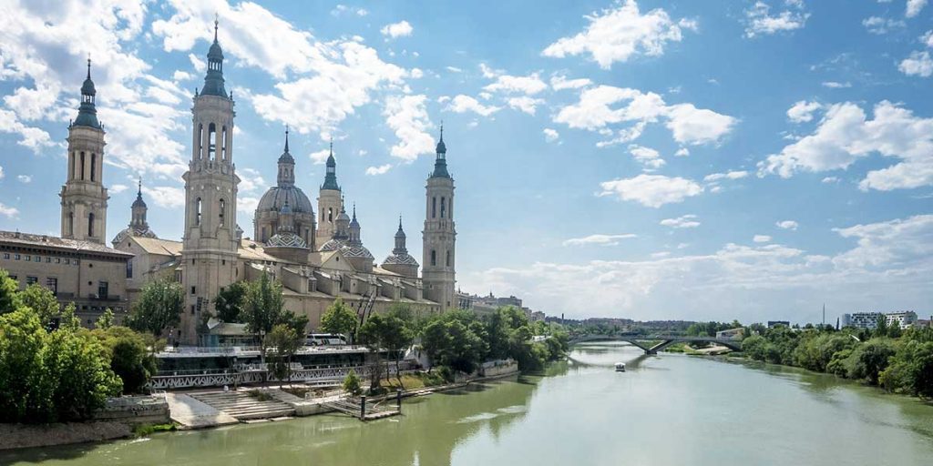 Saragossa, Spanien - Die schönsten Sehenswürdigkeiten & Reisetipps
